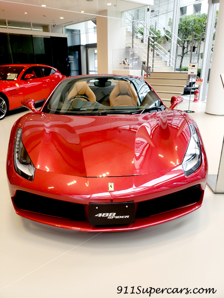 久しぶりのフェラーリディーラー訪問