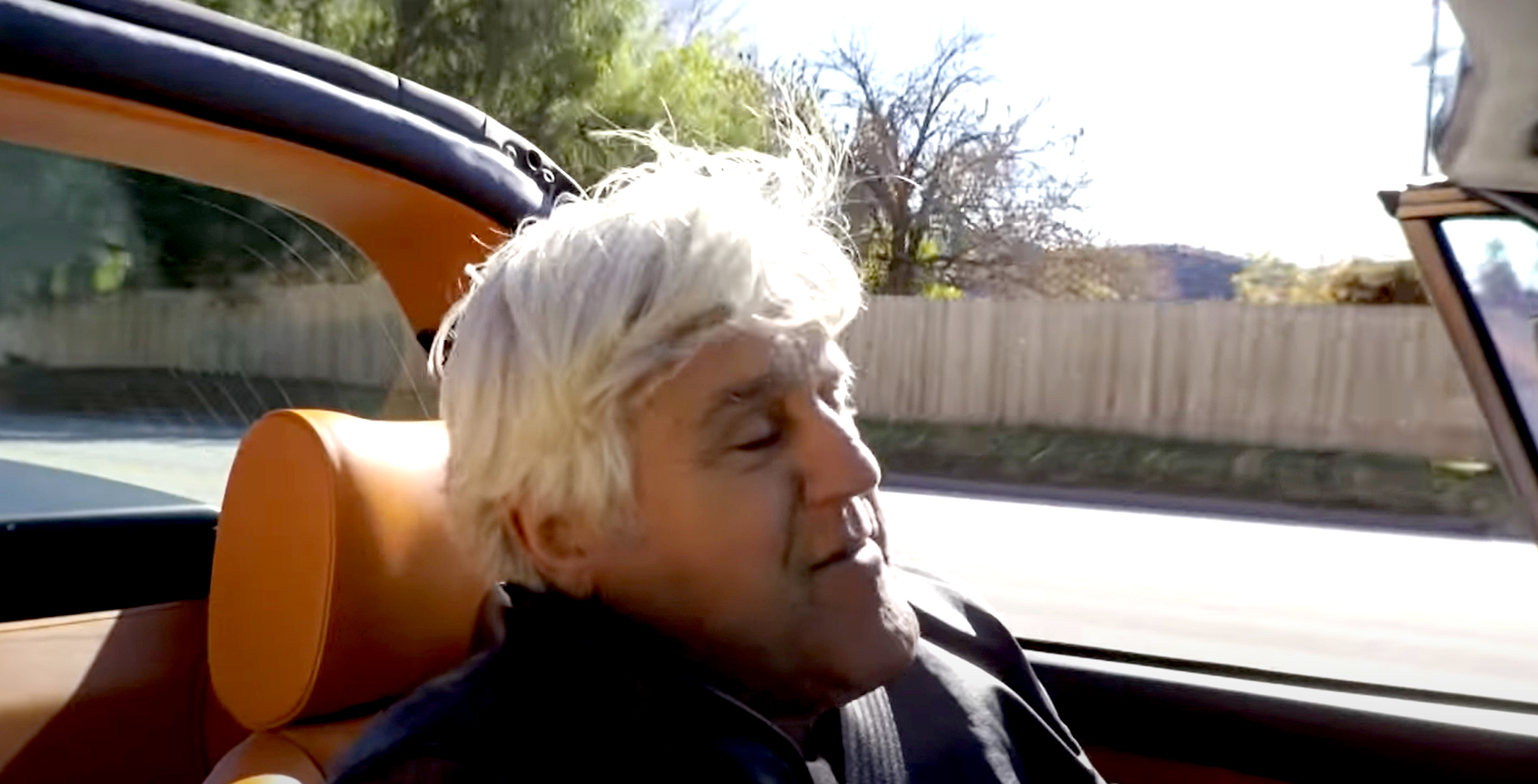 シンガー・ポルシェ：オナーロールコミッションを半ドアで走る？