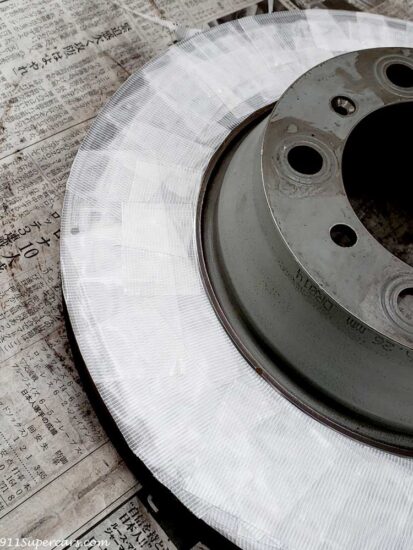 ポルシェのブレーキローター塗装