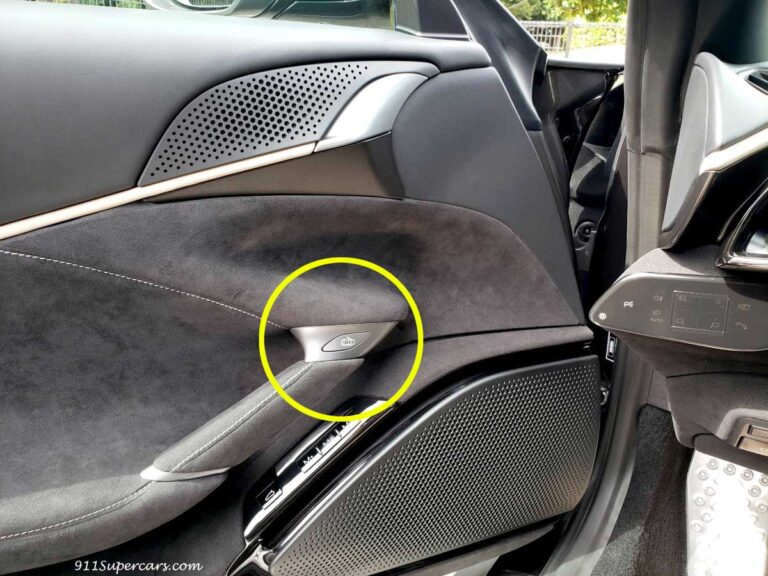 フェラーリ ローマが納車されました