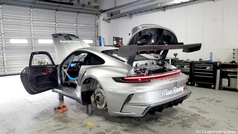 992型 ポルシェ911 GT3カップカーとの出会い(GENROQ取材見学)