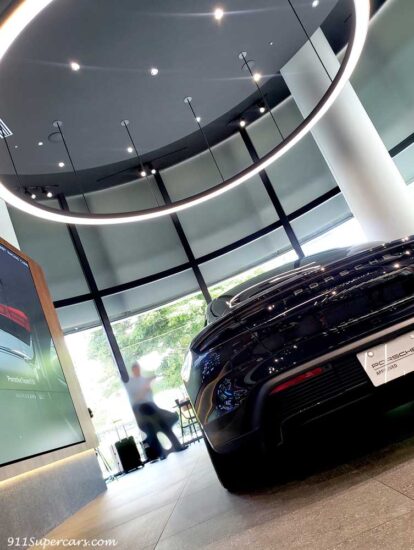 ポルシェスタジオ銀座のCars & Coffeeへ