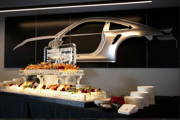 アメリカにはまだポルシェスタジオなかったの？1号店がオレゴン州にオープン