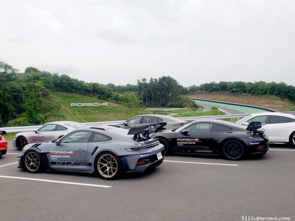 PEC東京ランチ、992 GT3 RSが走る姿を見る