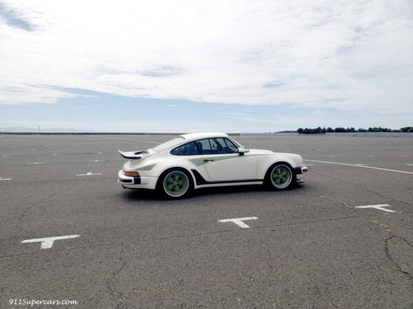 Singer Vehicle DesignのTurbo Studyに試乗させて頂きました