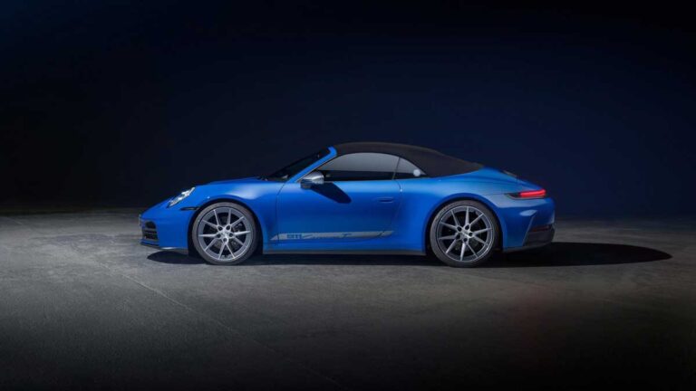 992.2 新型ポルシェ911カレラTがクーペとカブリオレで登場