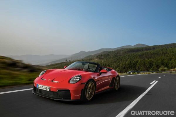 ポルシェ911 GT3 SCの写真 (リーク)